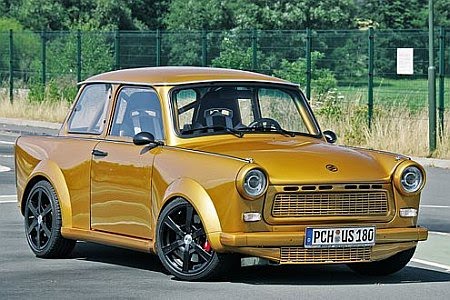 Govinda car wallpaper: Trabant tuning