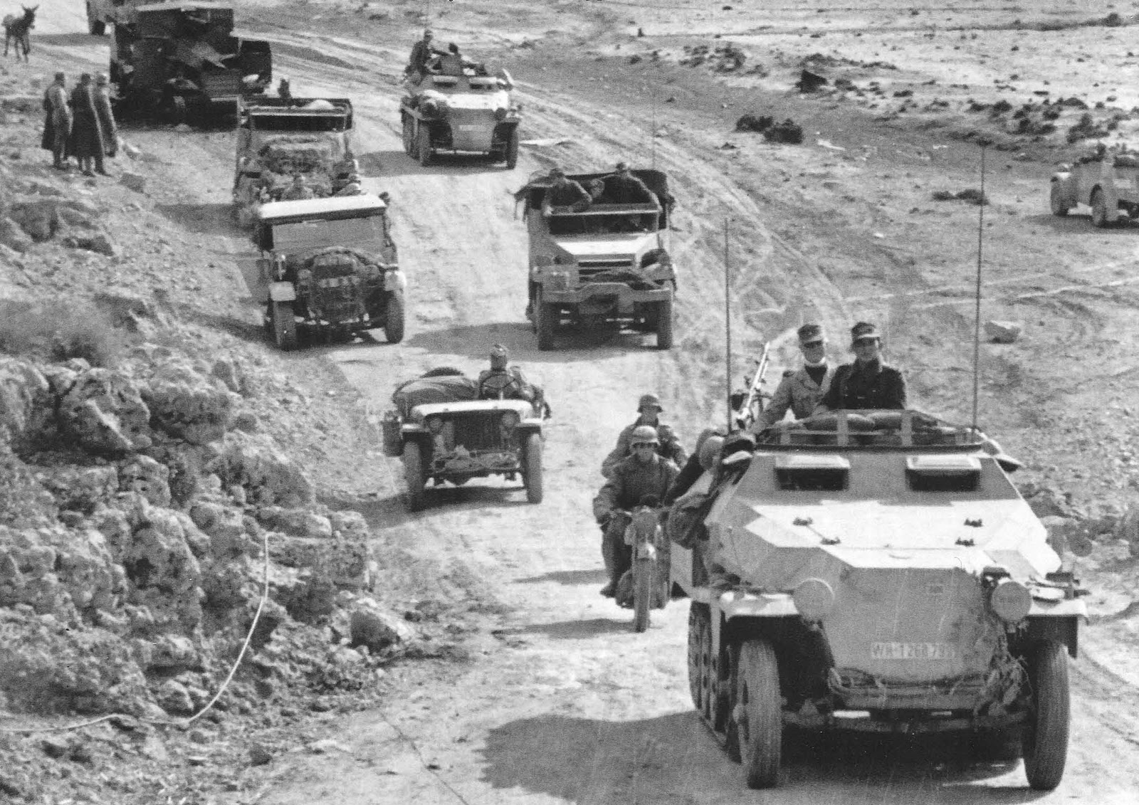 Diario de guerra: El Afrika Korps atraviesa la frontera egipcia y ...