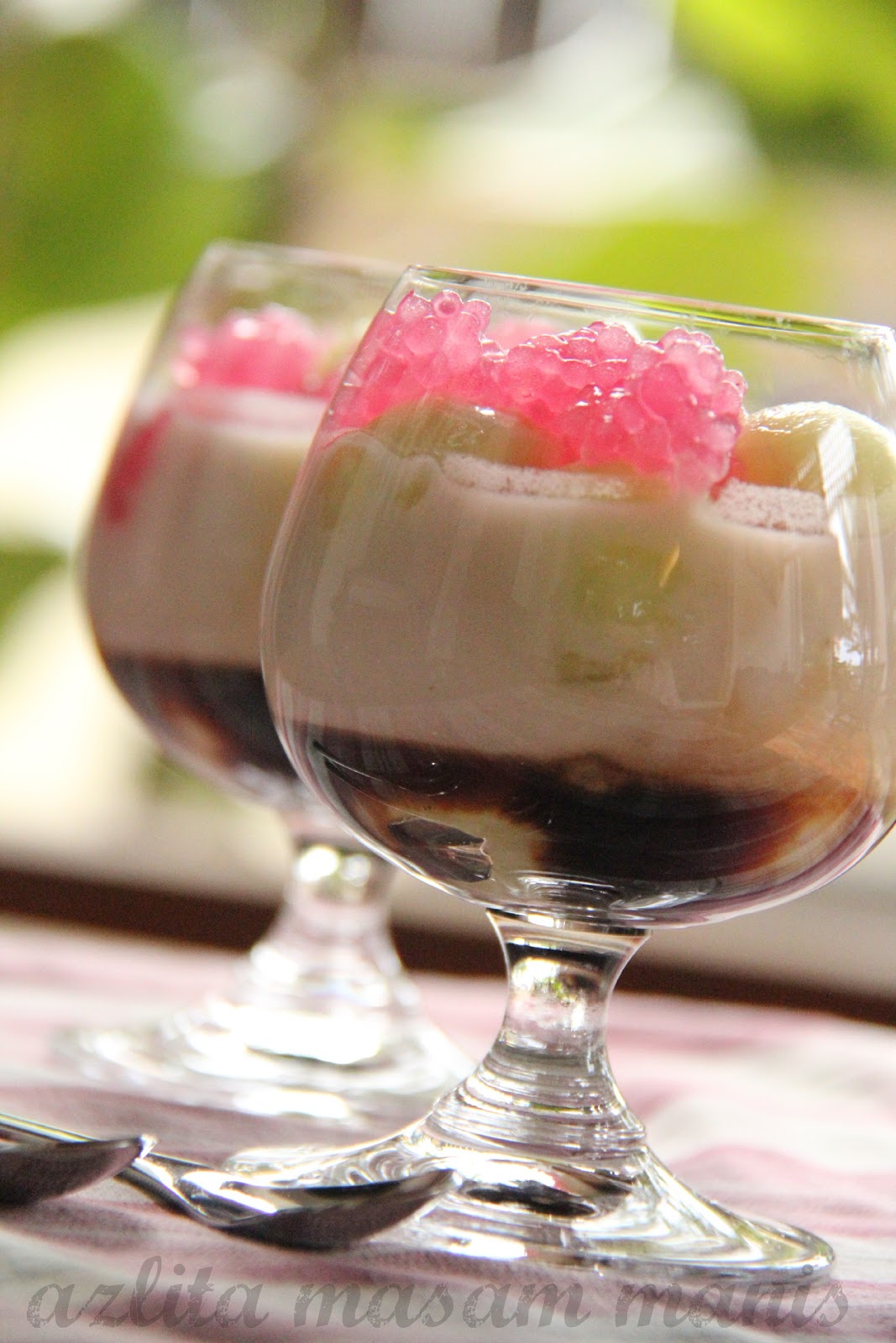 SAGU TEMBIKAI SUSU - masam manis