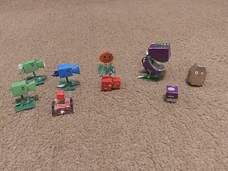 Plants Vs. Zombies Papercrafts | Papercraft Paradise | PaperCrafts ...