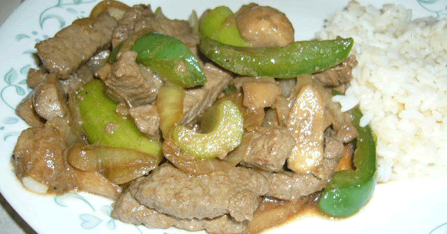 Les plats cuisinés de Esther B: Steak aux piment verts (pepper steak)