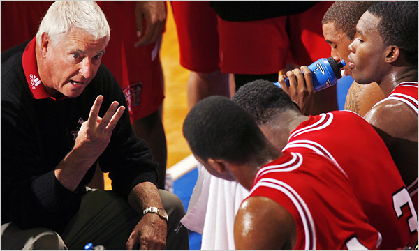 HOOP THOUGHTS: ULTIMATE COACHES CLINIC: BOB KNIGHT