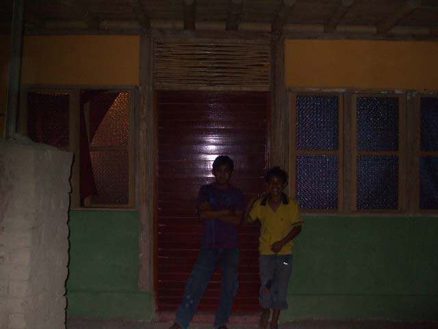 VIVIENDAS CON QUINCHA MEJORADA EN ICA: BENEFICIARIOS CON SUS VIVIENDAS ...