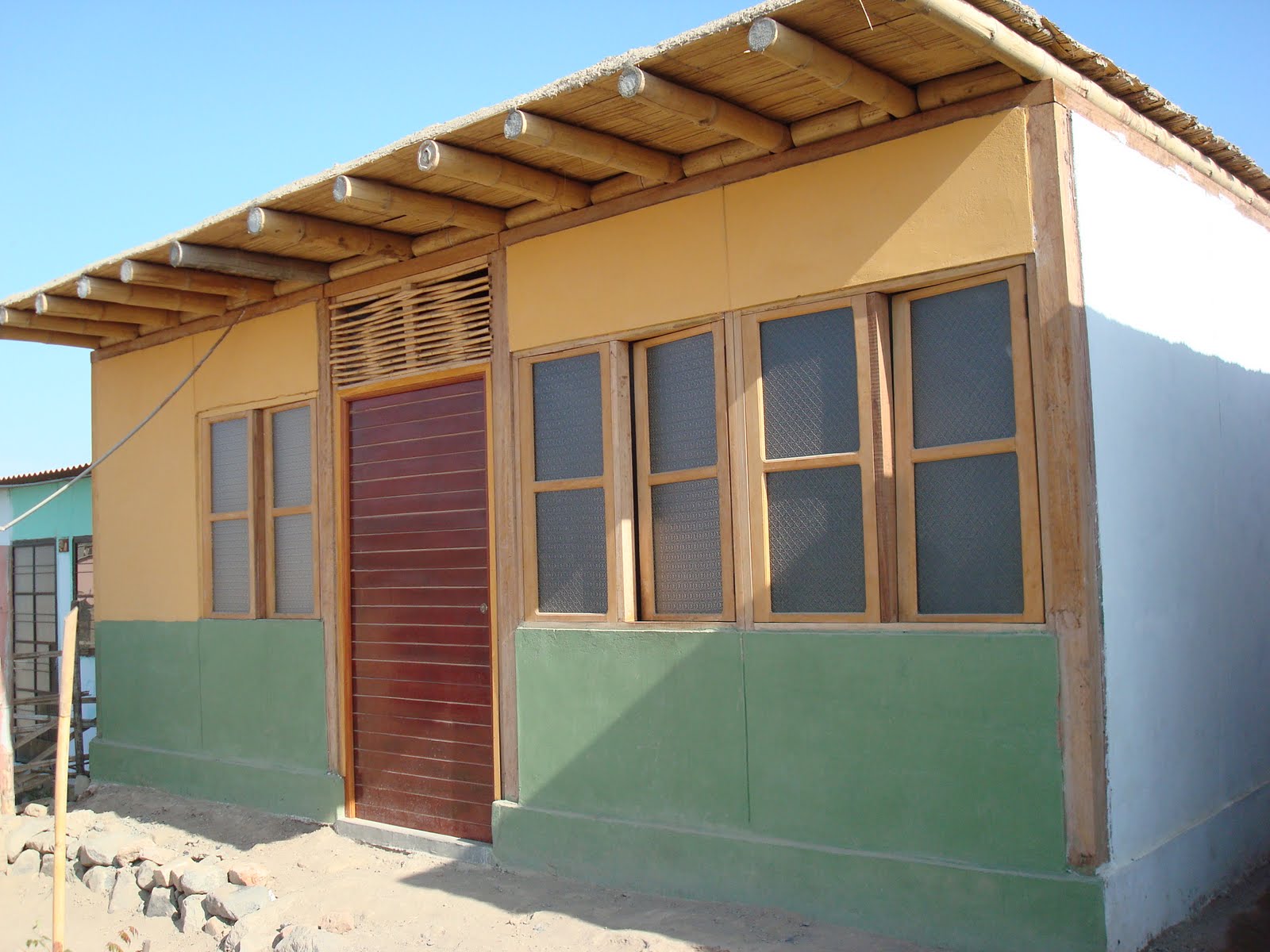 VIVIENDAS CON QUINCHA MEJORADA EN ICA