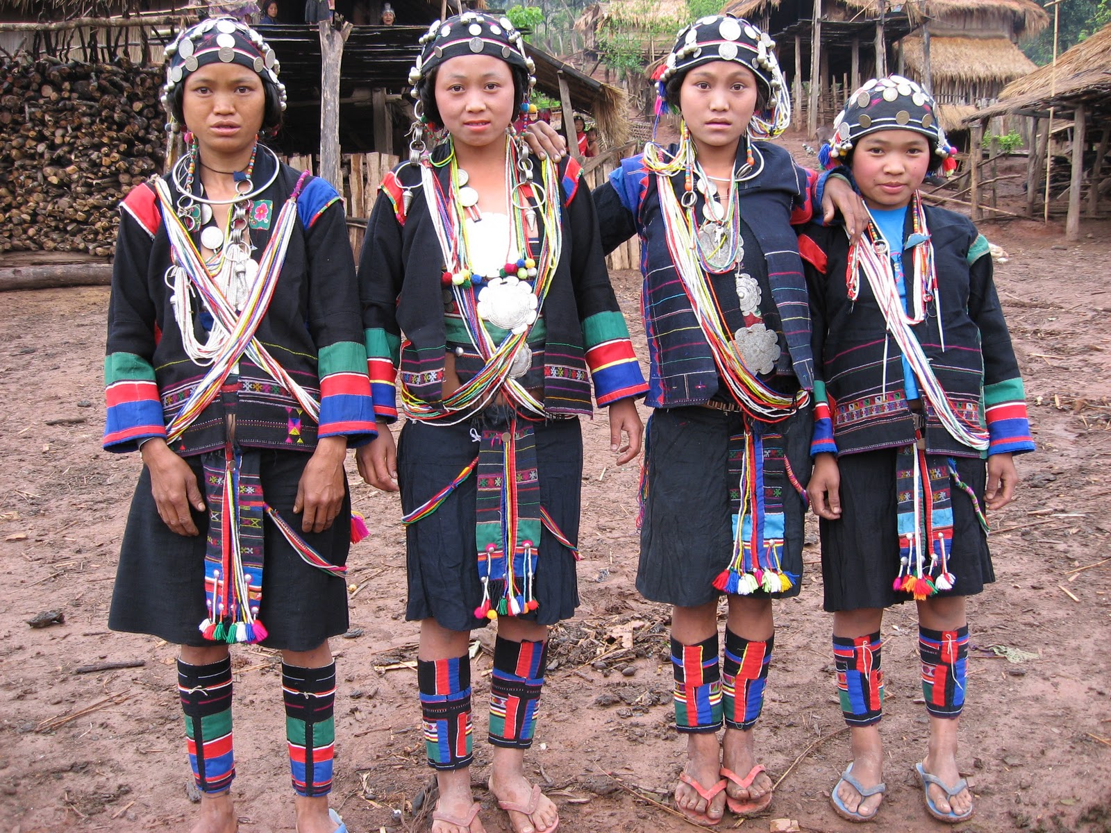 LAO easy travel COMPANY LUANGPRABANG, LAOS-บริษัท ลาวอีชี: 7 days and 6 ...