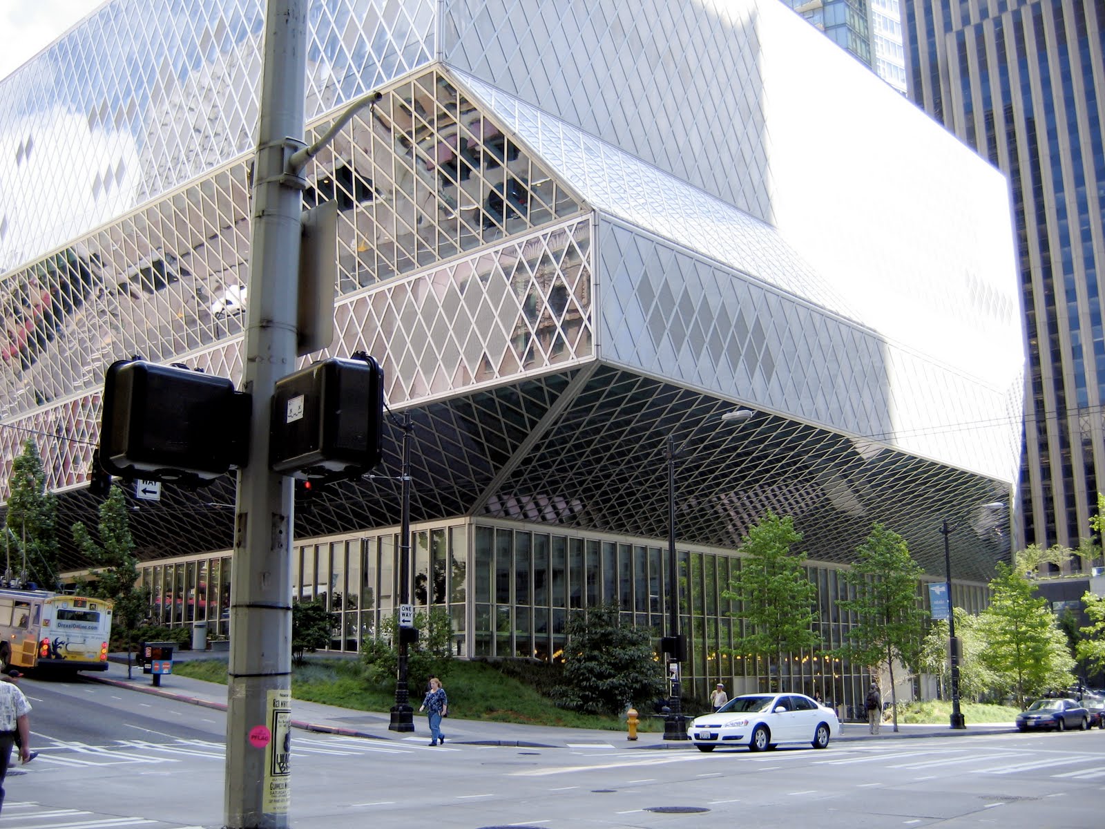 The Boston Bibliophile: Mini Bookstore Tour of Seattle