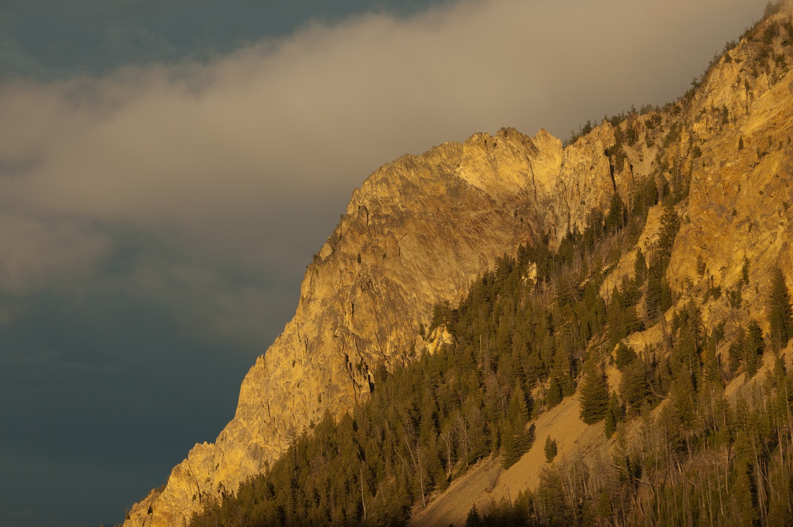 Livingstone Adventures: Yellowstone Rocks