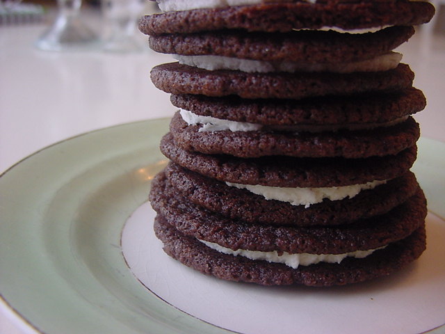 Graceful Oven: Giant Oreos