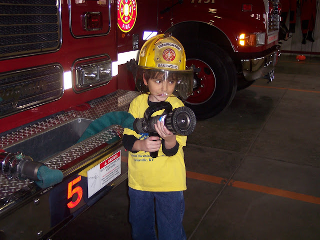 Review: When I Grow Up, I Want To Be..... A Firefighter - Ben and Me