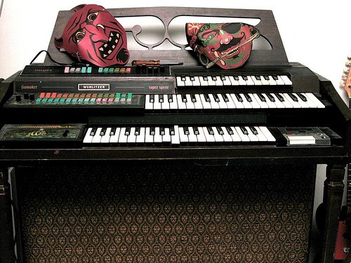 MATRIXSYNTH: Wurlitzer Funmaker Super Sprite With Orbit Synthesizer