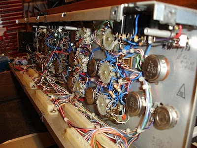 MATRIXSYNTH: Inside a Moog Minimoog