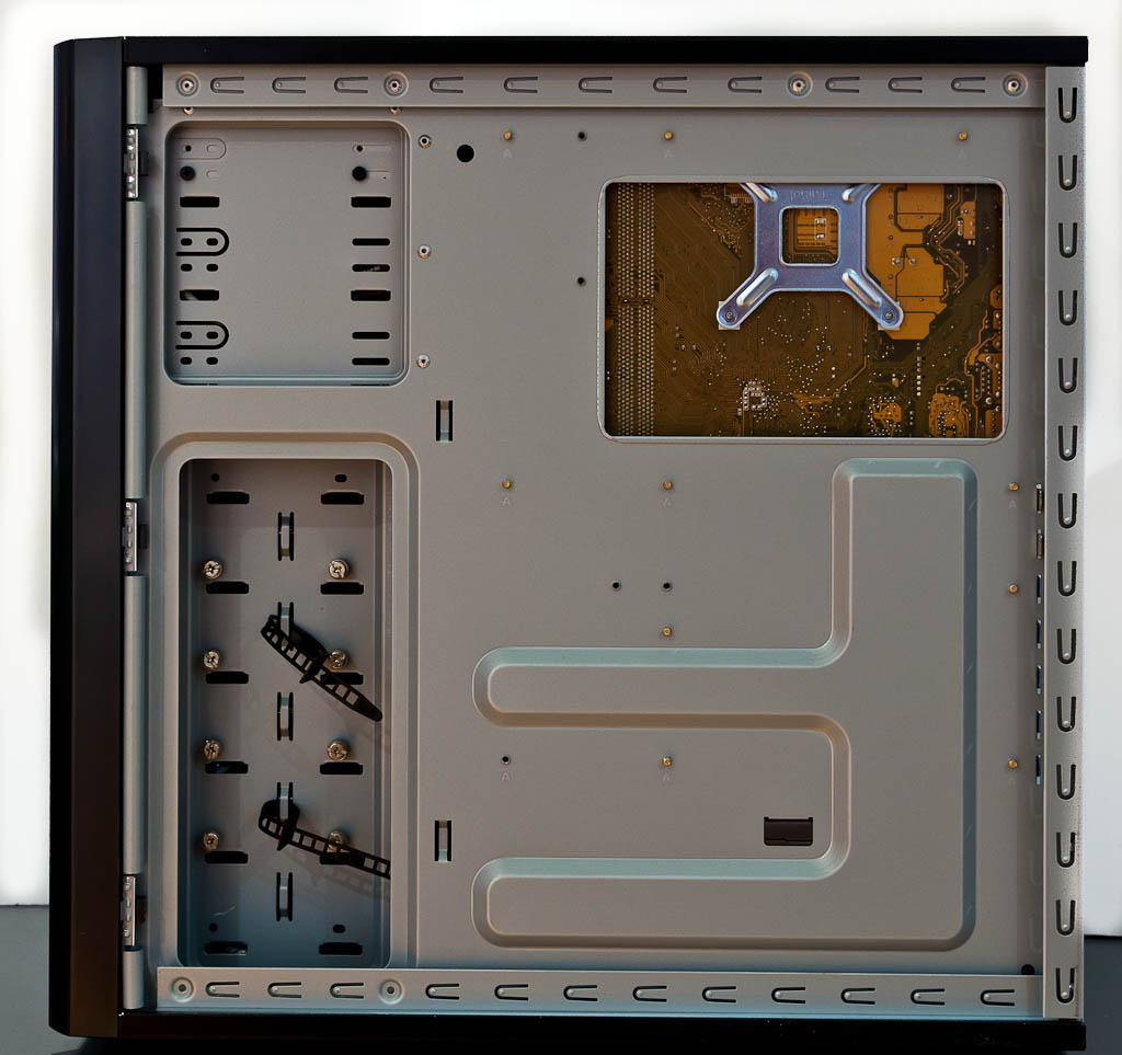 The Self-Confessed Geek: Antec 300 Review