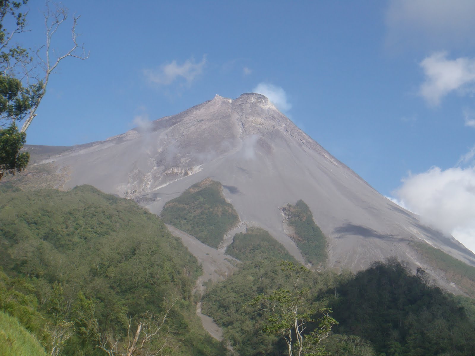geografi lingkungan: Bentuklahan Asal Proses Vulkanisme II