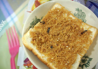 The Modern VEGETARIAN - Recipes: Mock Floss Toast ...