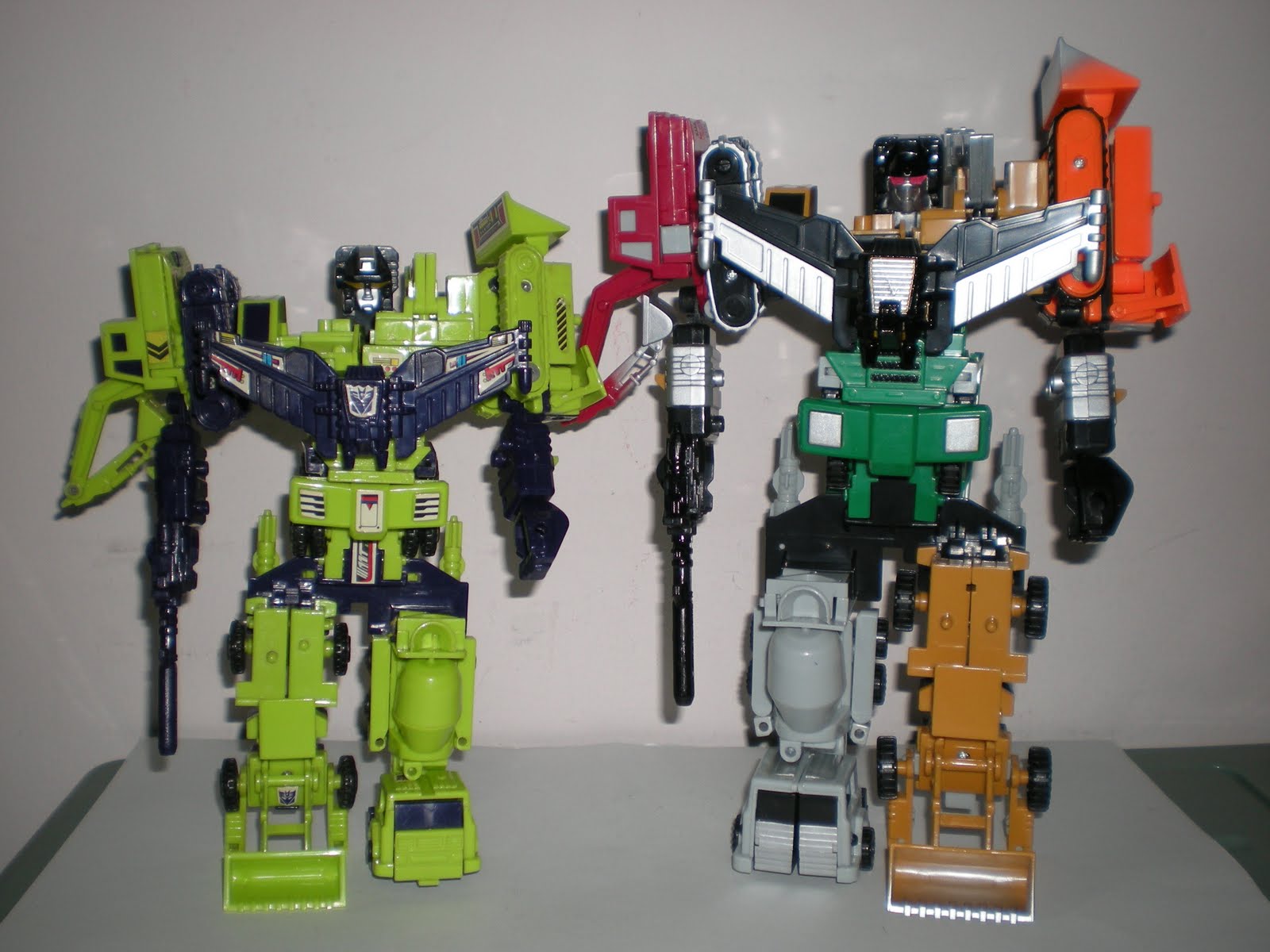 My KO Transformers & Etc: Touch Up - KO Oversize G1 Devastator