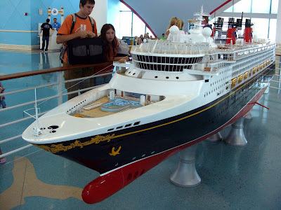 Disney Cruise Ship Model Pictures - July 2007: Disney Magic Cruise Ship Model - July 2007