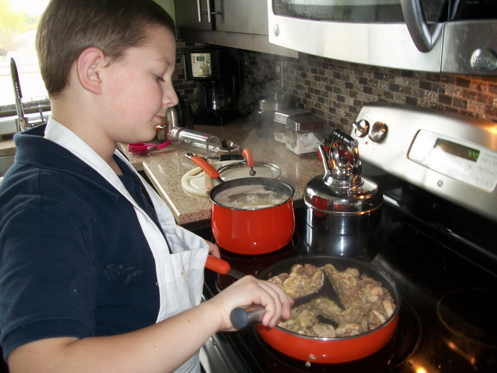 The Koch Family - Heart and Soul: Bub Cooks "Quick Stroganoff"