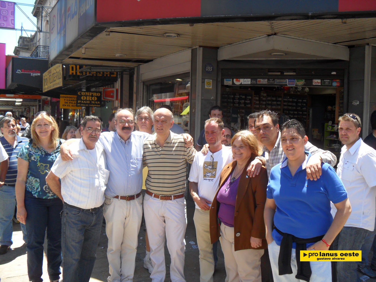 PRO LANUS OESTE: Recorriendo el Centro Comercial de la avenida 9 de ...