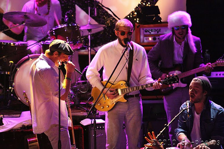 GA-Photos: Stanley Clarke Band feat. Hiromi @ the Blue Note > Gayngs ...