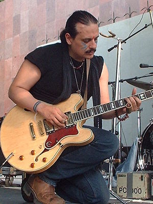 Demócrata Norte de México: José Cruz lanza nuevo disco