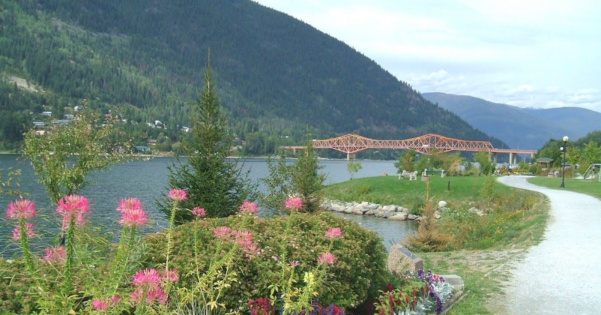 We Love RV'ing: Visit Nelson, BC while RV'ing in the West Kootenays