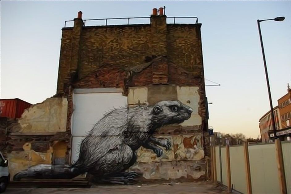 Fun Panorama: Graffiti with animals