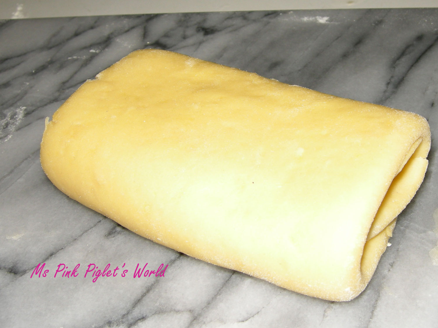 Ms Pink Piglet's World: Dan Tart - Cantonese Egg Tart - Puff Pastry Version