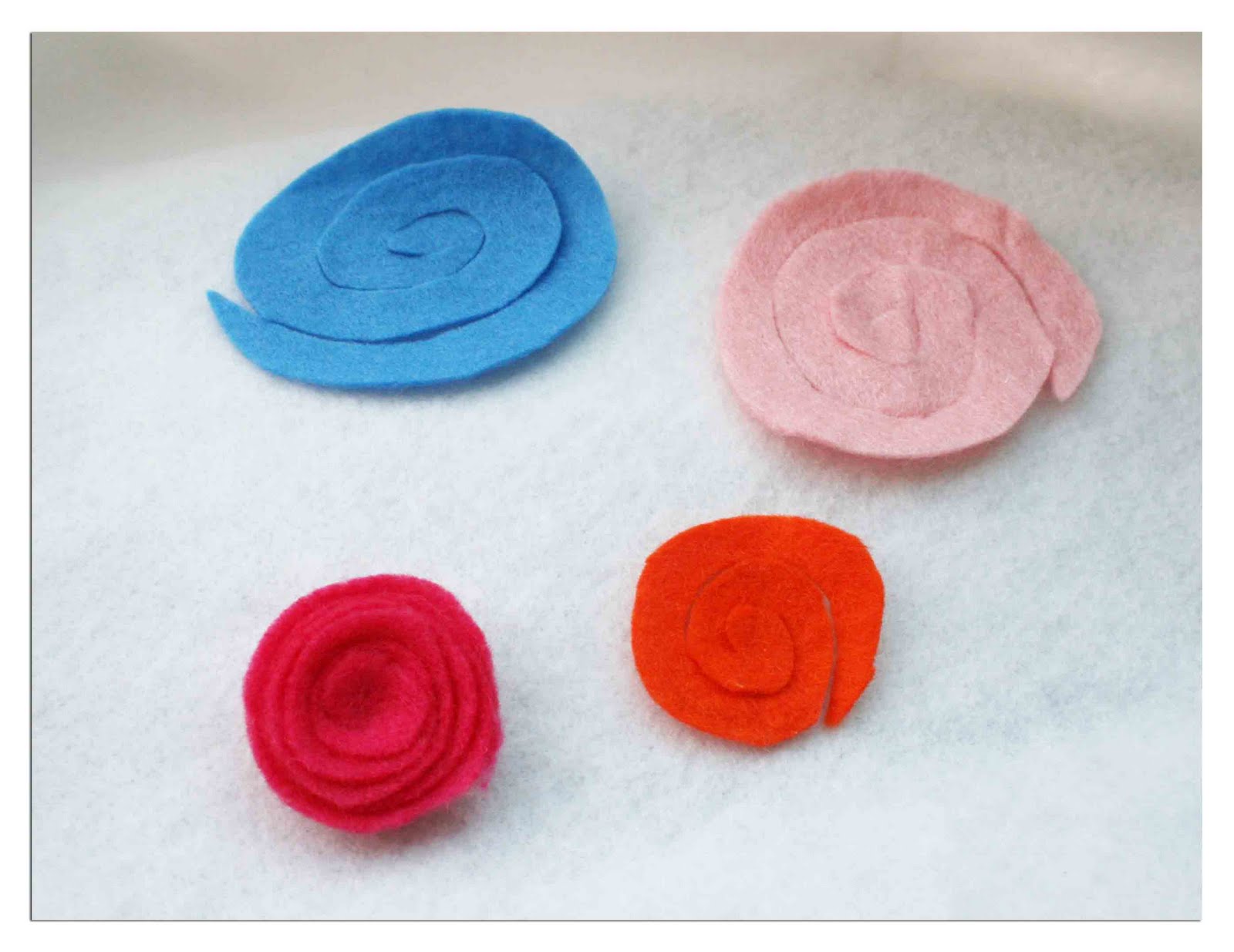 Do More With Less: A day out...and a spiral felt flower tutorial