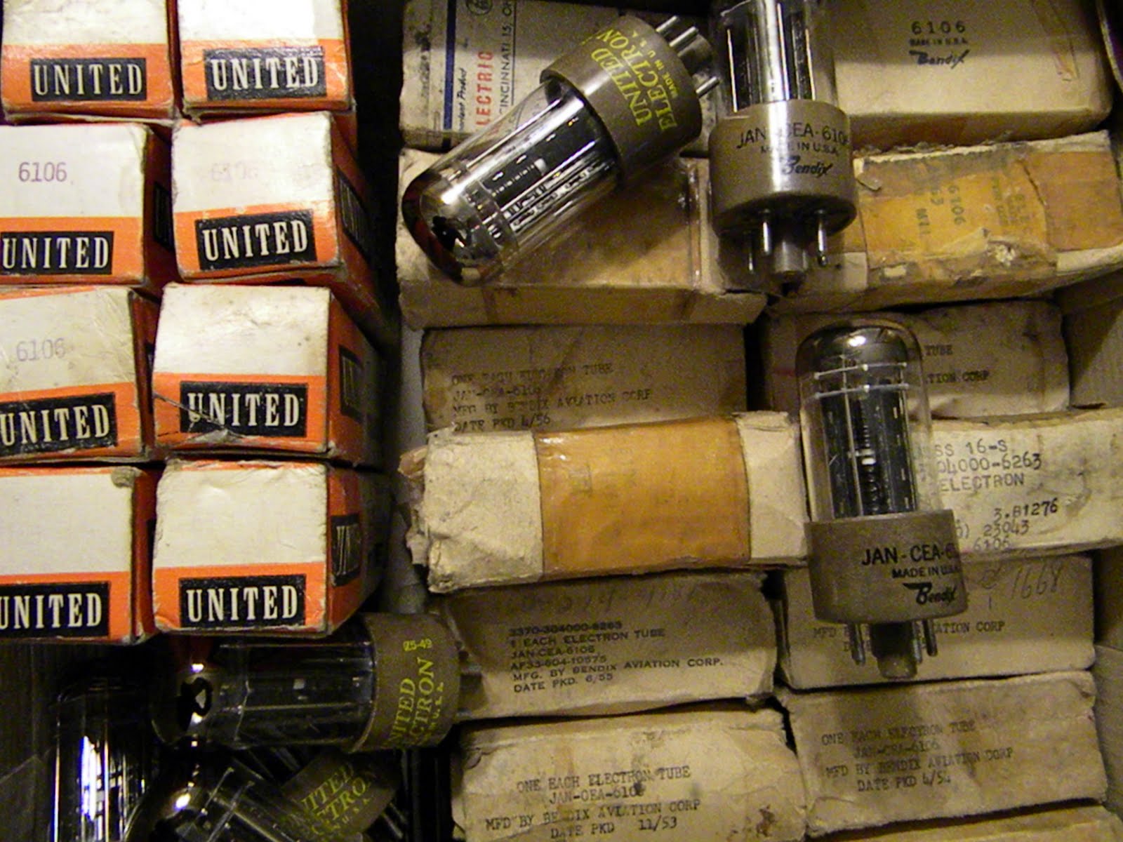 NOS Tube Store: Bendix 6106 / 5Y3WGTA