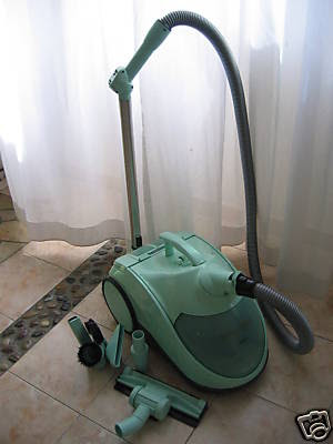 Vacuums@HALF: OSIM MERMAID VACUUM CLEANER