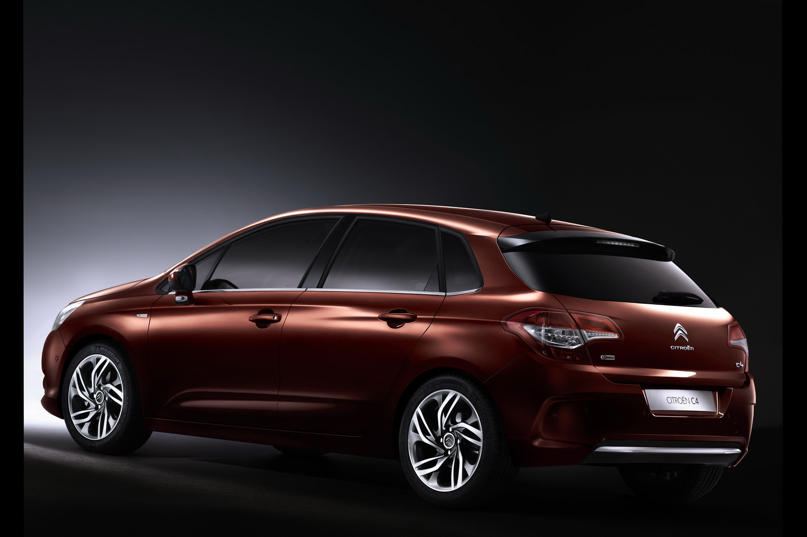 THE CAR: 2011 Citroen C4: First Video and Complete Engine Specs