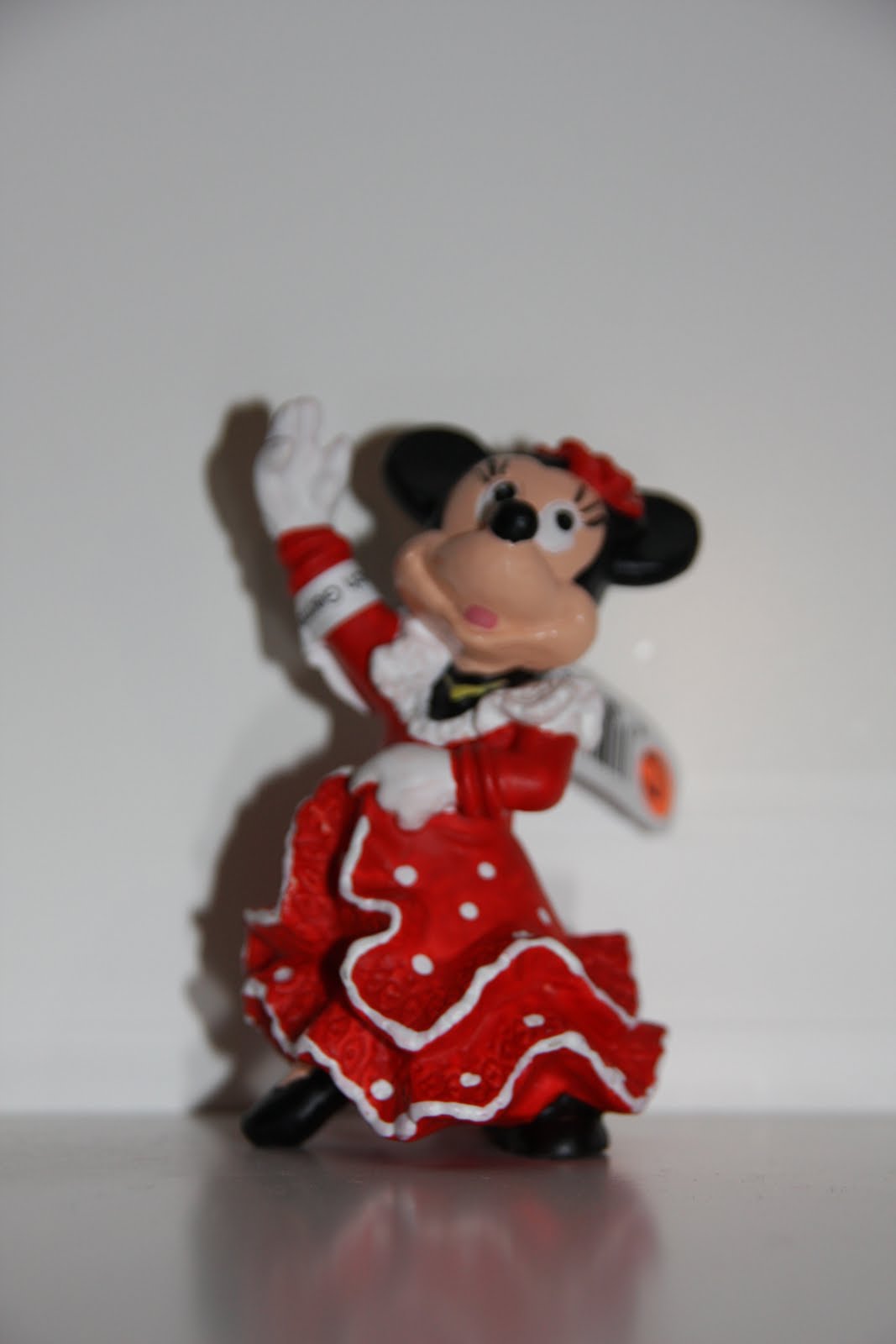 My little figurine collection: 22. Minnie Mouse - Flamenco