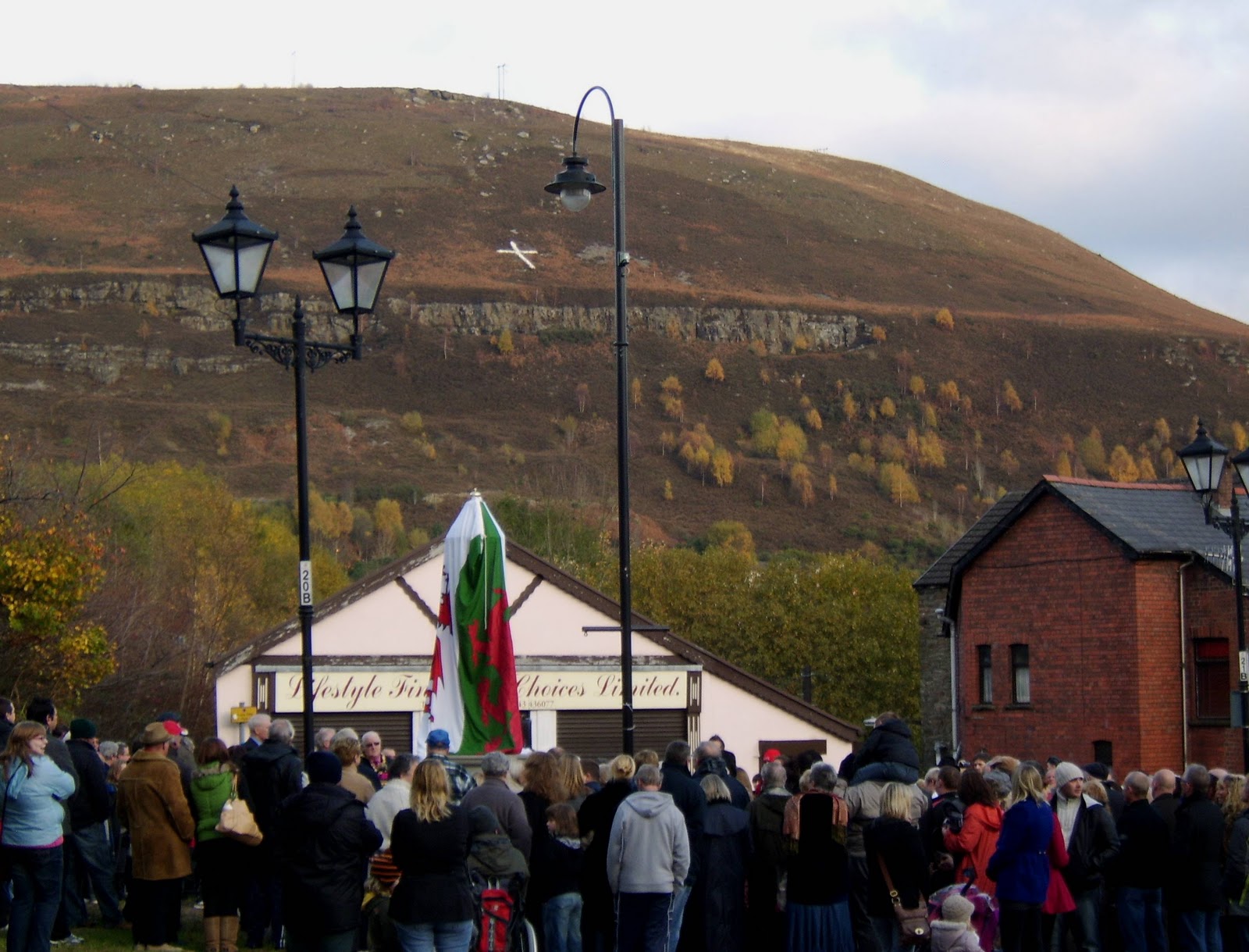 YSBRYD COFIWN 1986 - 2016: COFIWN GOCH 4: THE TONYPANDY RIOTS 1910 ...