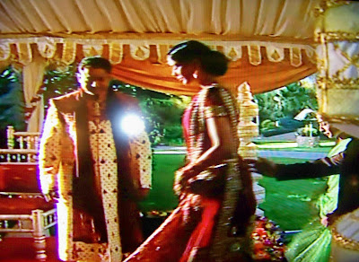 TV with Thinus: BREAKING. First look - wedding pictures of Isidingo's ...