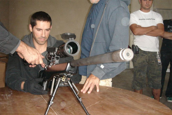 Los Ojos del Espectador: Weapon lo nuevo de Scott Adkins