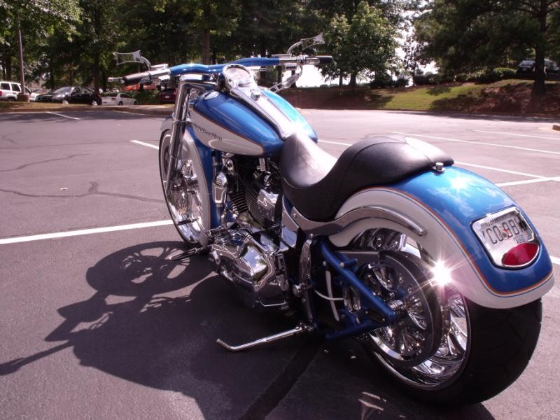 ice1ink™: Harley-Davidson Softail Deuce custom