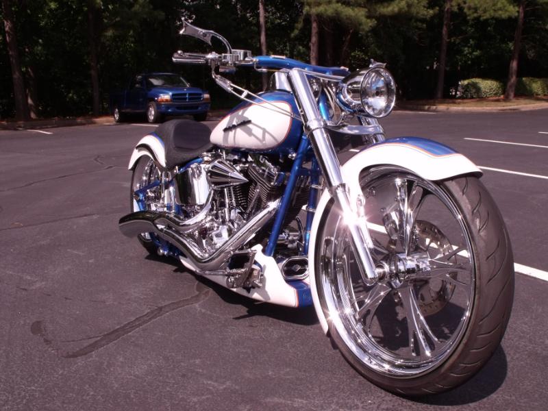 ice1ink™: Harley-Davidson Softail Deuce custom