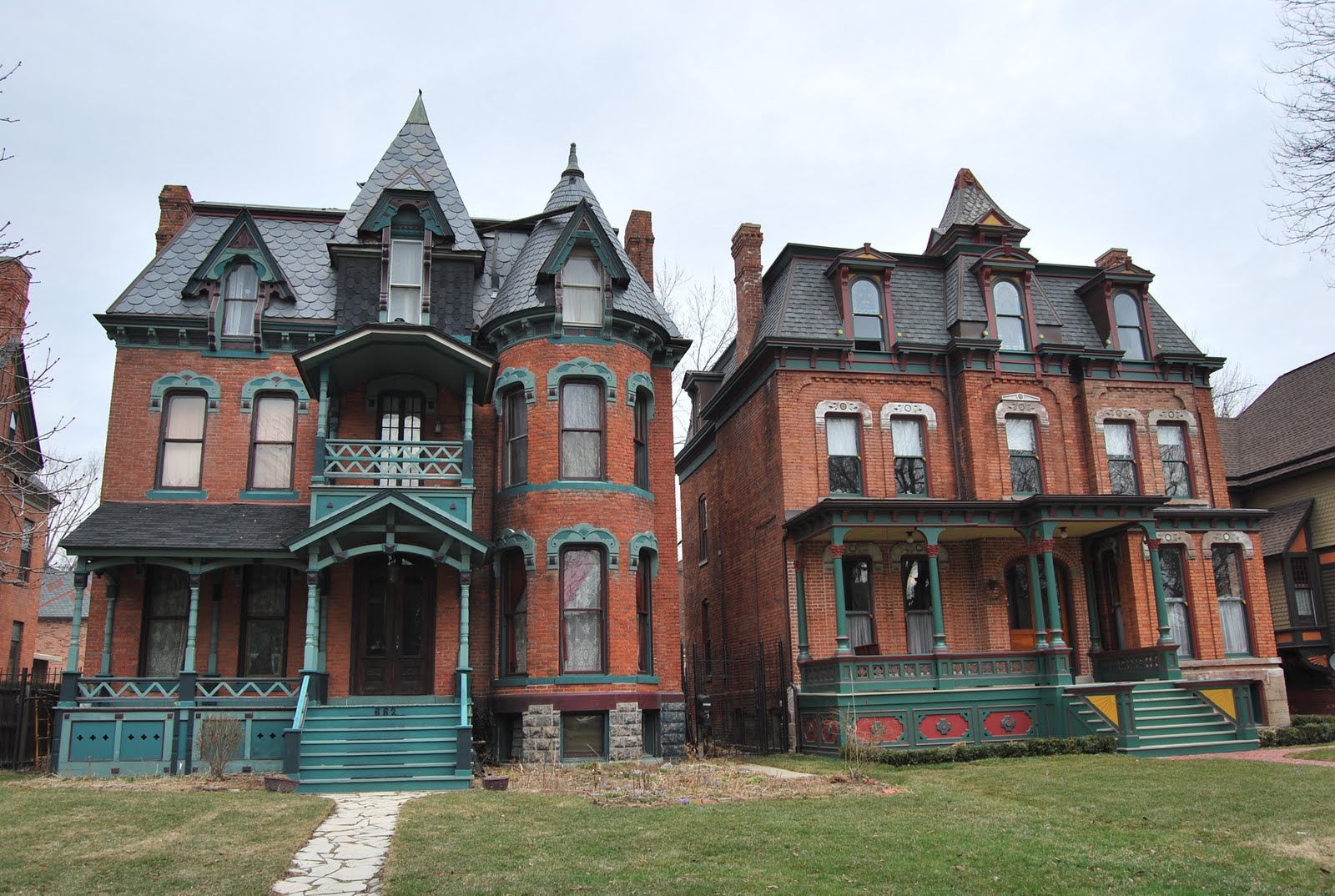 Globe-triping: Detroit