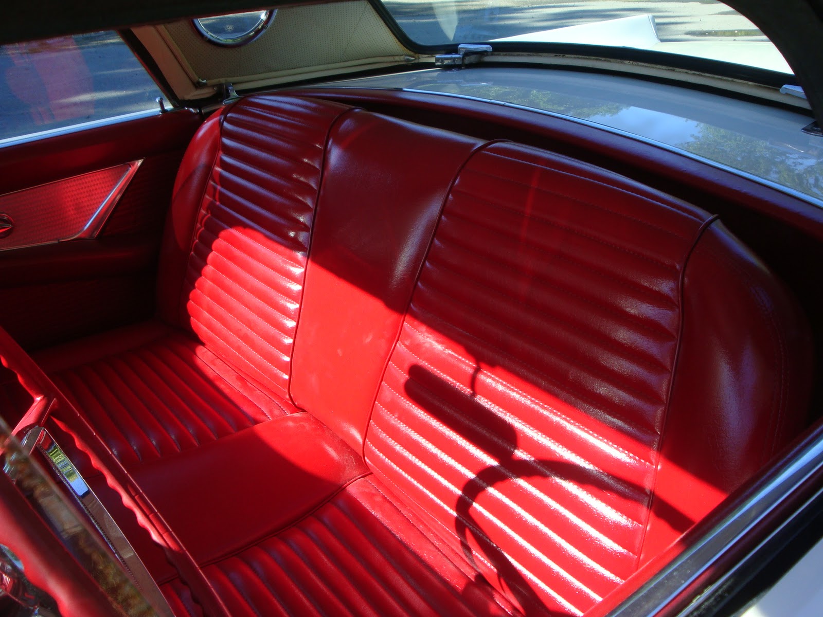 1957 Ford Thunderbird: Thunderbird Interior