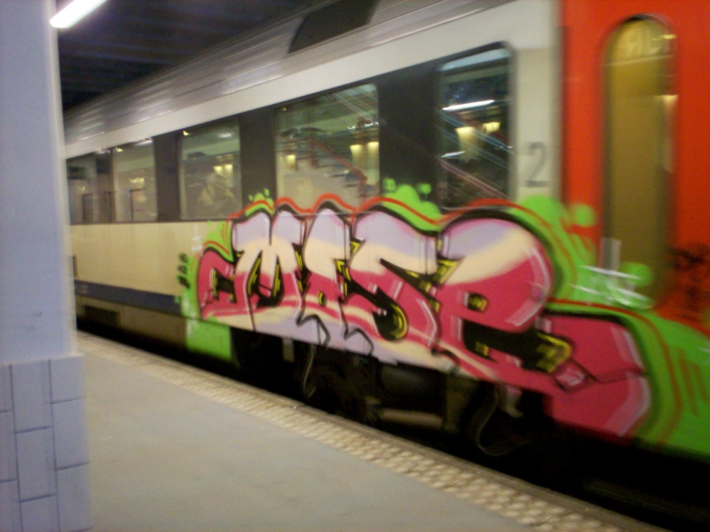 Mose Art on Train
