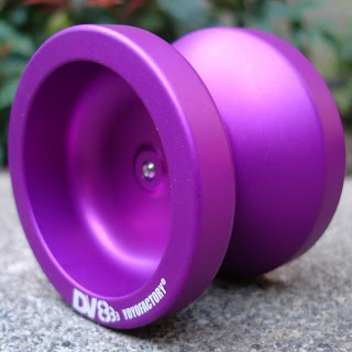 TheGuysWhoYo: yoyofactory dv888