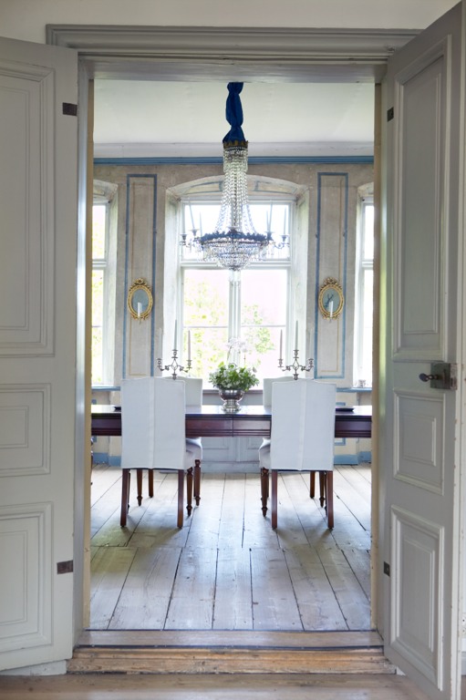 hampton hostess: LARS BOLANDER SCANDINAVIAN DESIGN