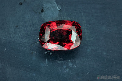 Kukuphoto Blog: First shot with D700 and Alien Bees ABR800 ringflash