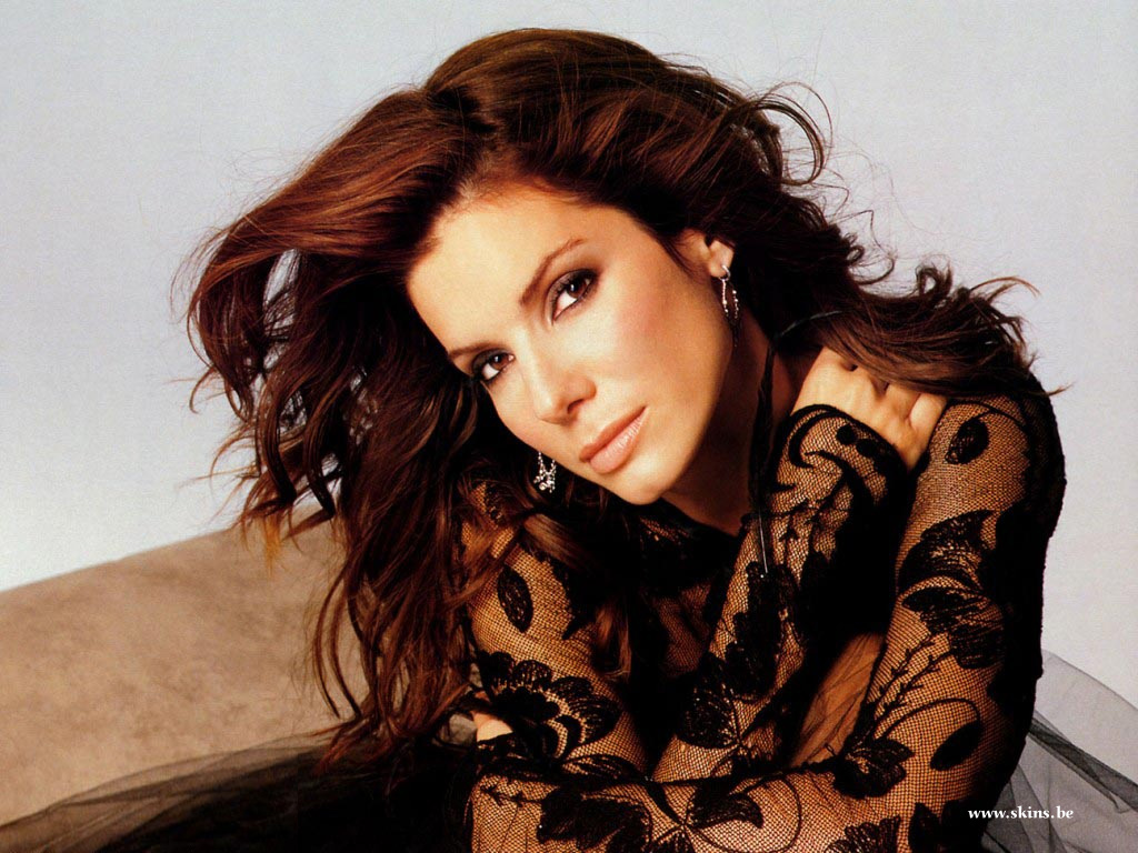 Hot Sandra Bullock Modeling Pictures