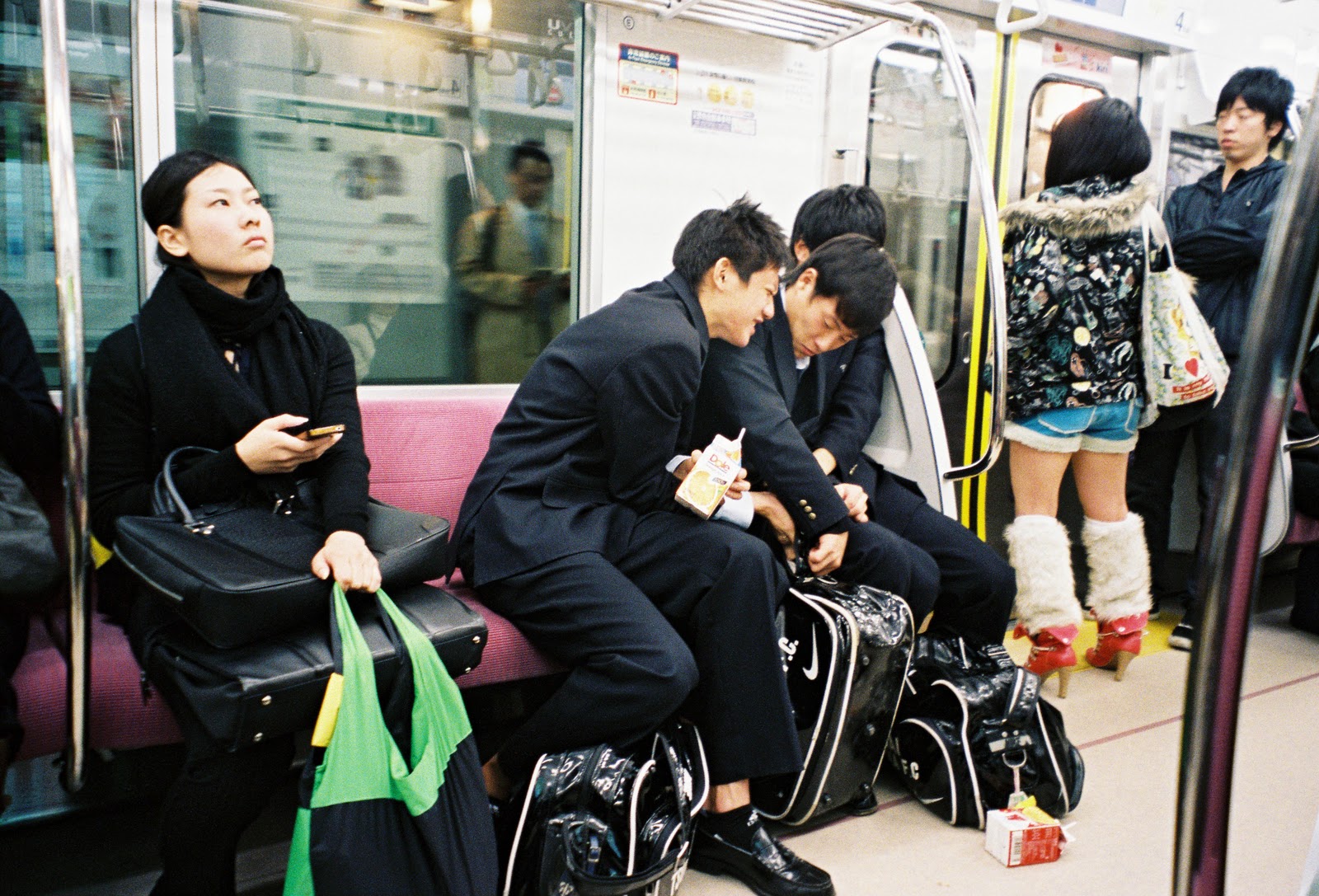 hiromishinada diary: 夕方トレイン