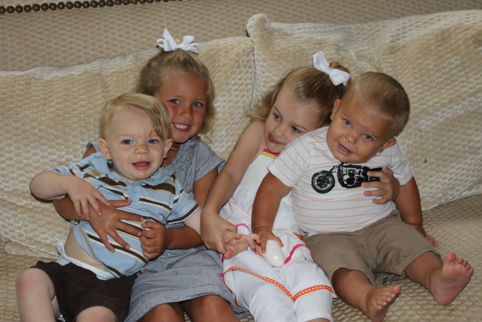 Lu Bird Baby: Four kiddos