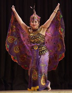 Merak Dance | Indonesian Culture