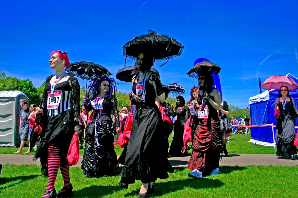 Goths In Hot Weather ©: 2010