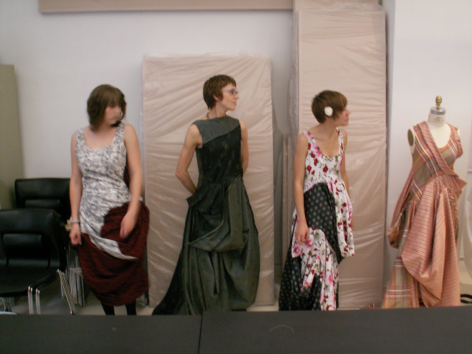 Timo Rissanen: Fashion Creation Without Fabric Waste Creation: Julian ...