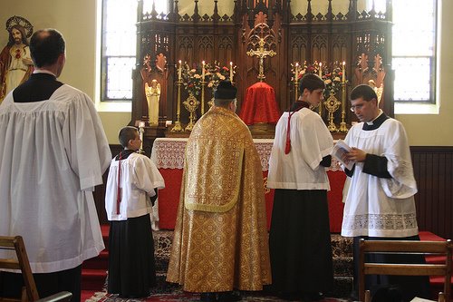 A Catholic Life: May Procession of the Blessed Virgin Mary 2009